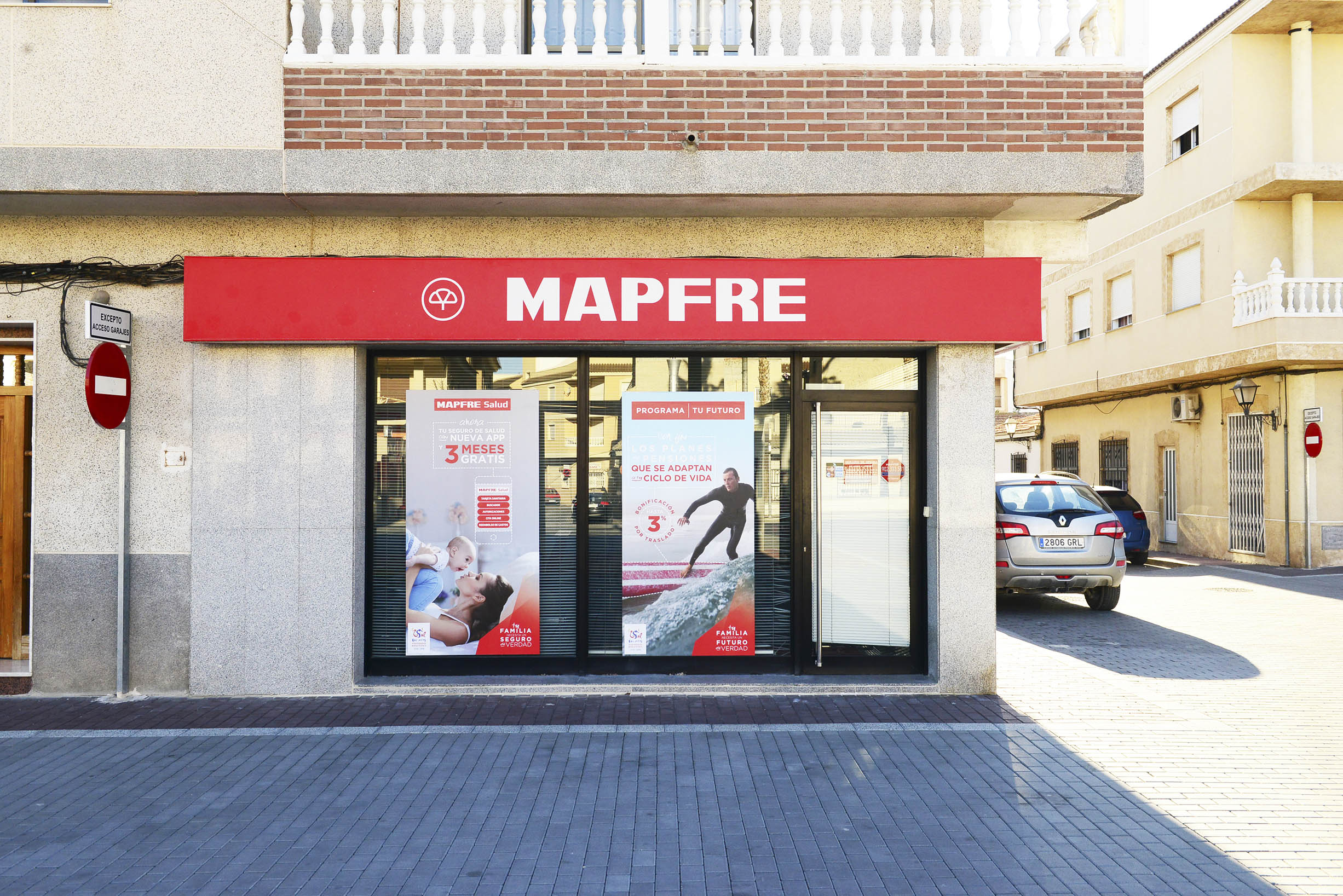 Oficina de Seguros MAPFRE FORTUNA, SALVADOR ALLENDE 33