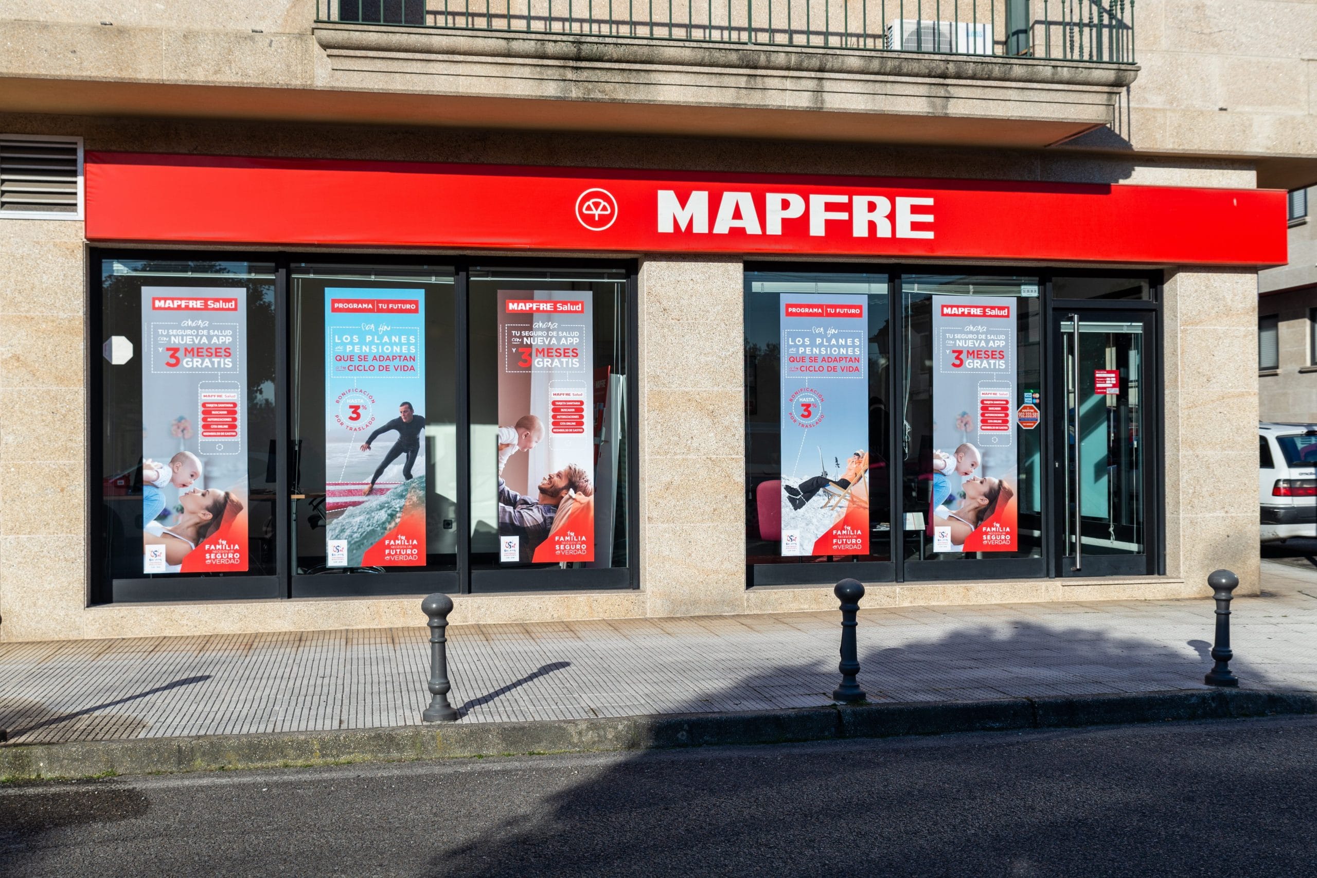 Oficina de Seguros MAPFRE O ROSAL, JULIO SESTO 7