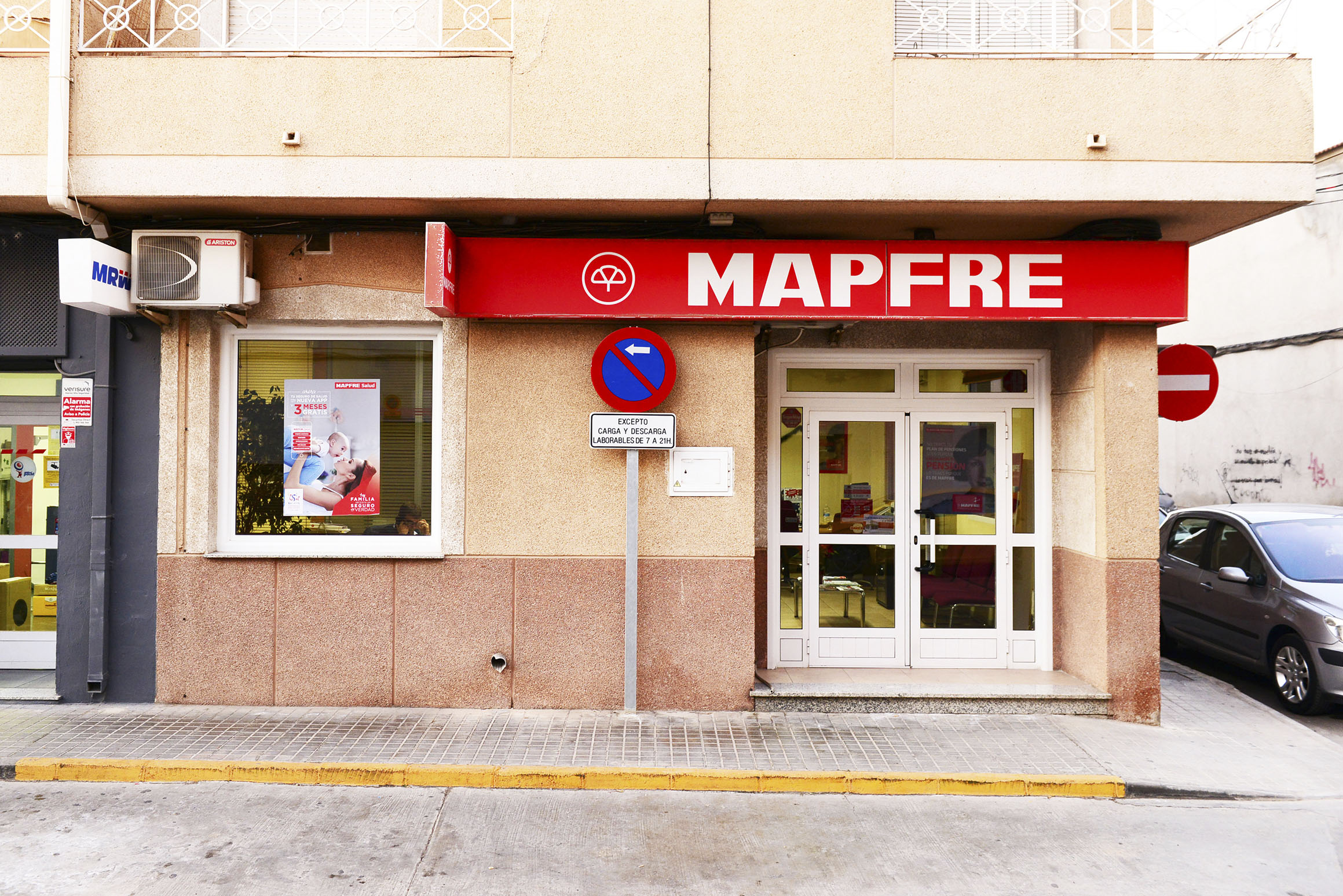 Oficina de Seguros MAPFRE TOMELLOSO, NUEVA 70