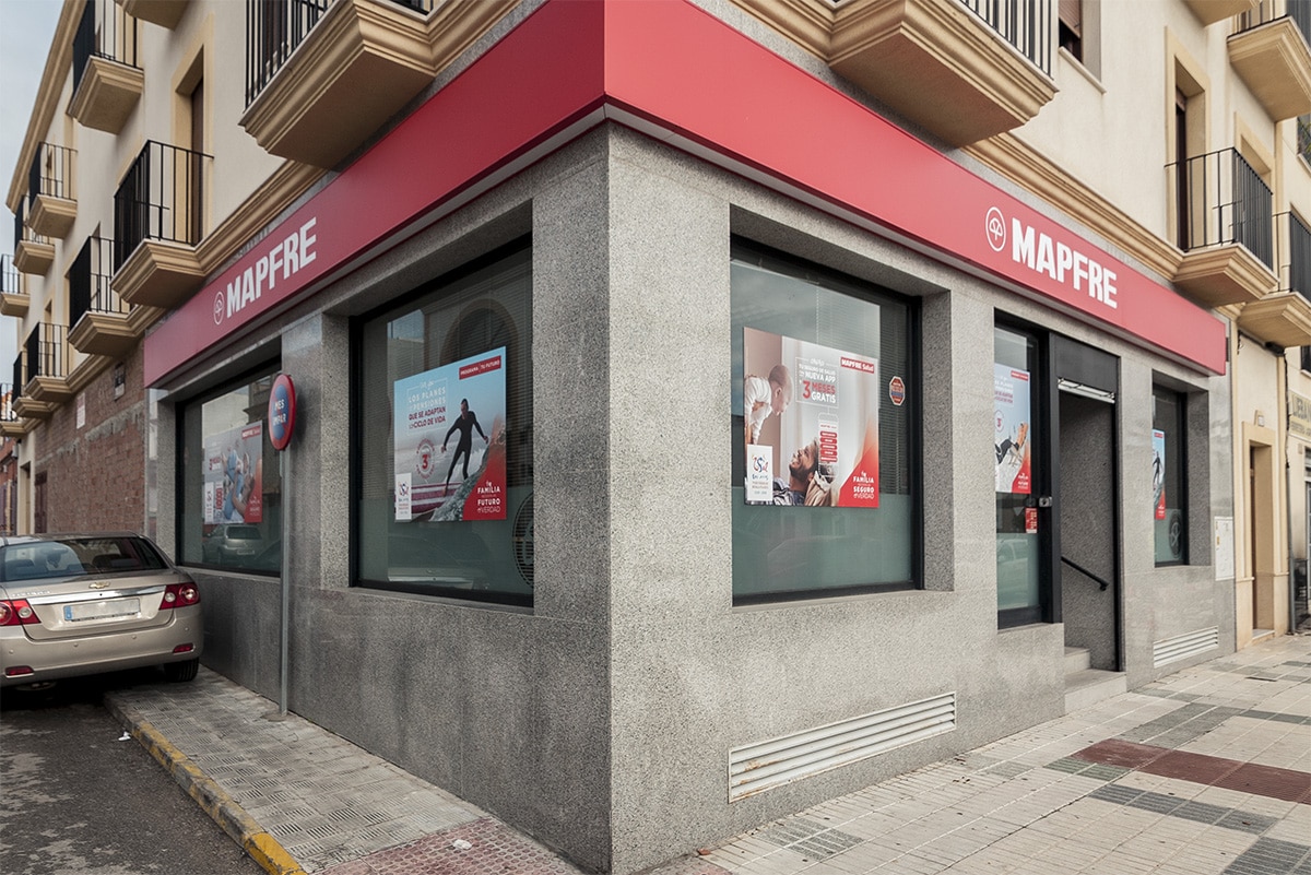 Oficina de Seguros MAPFRE PALACIOS Y VILLAFRANCA, LOS, UTRERA 121
