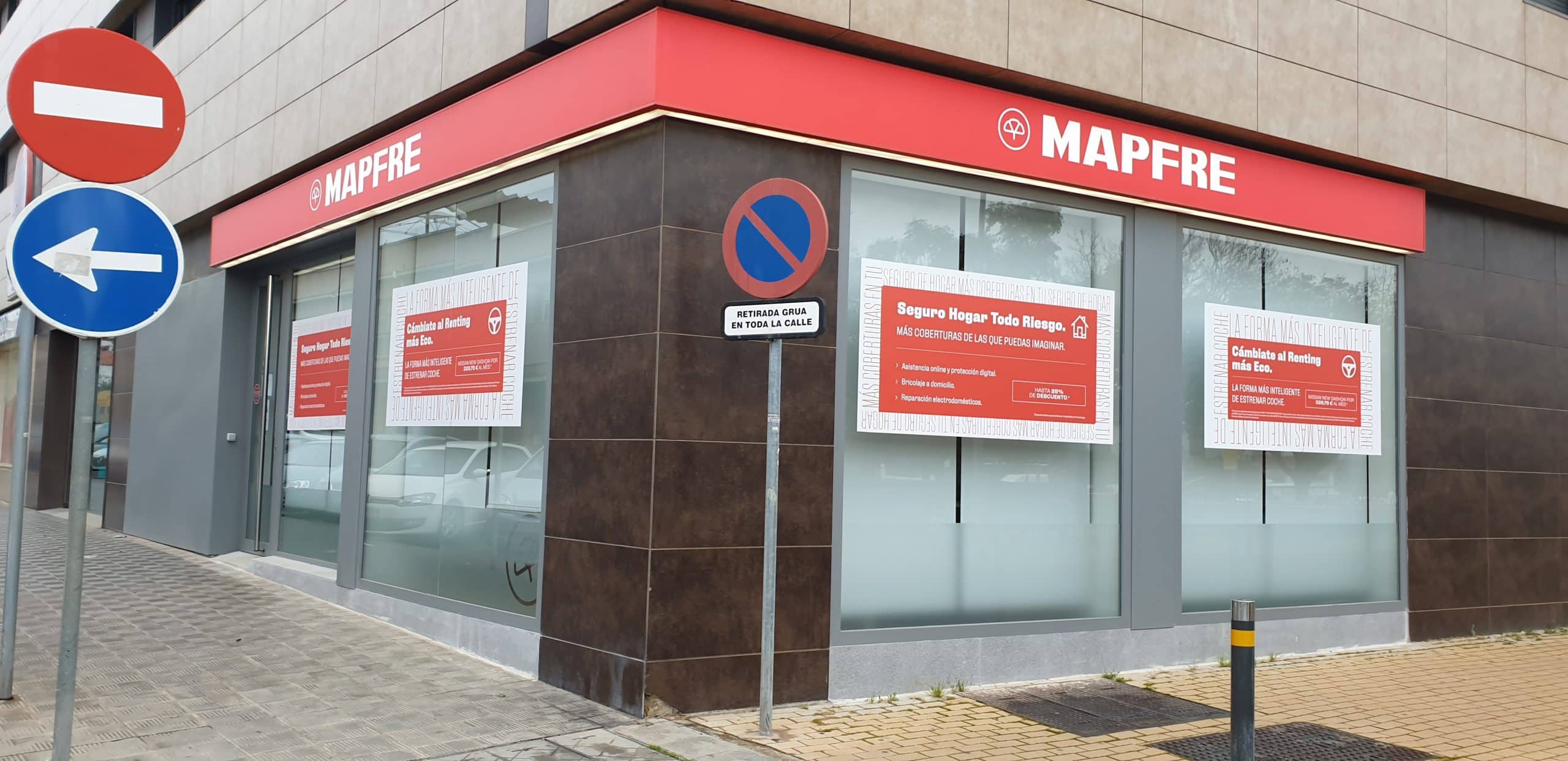 Oficina de Seguros MAPFRE DOS HERMANAS, DOCTOR FLEMING 35